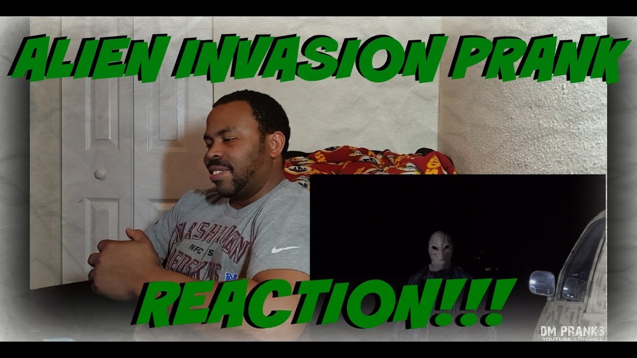 Alien Invasion Scare Prank REACTION!!! - YouTube