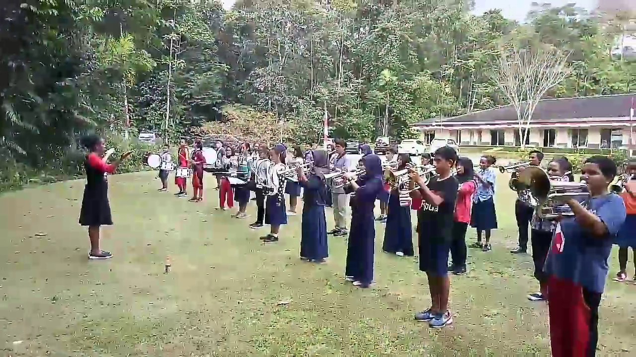 MARCHING BAND SMP YPJ KUALA KENCANA - ANDIKA BHAYANGKARI - YouTube