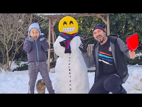 MAZLUM KARDAN ADAM YAPTIK! KEDİMİZ DE YARDIM ETTİ! | KARTOPU OYNADIK