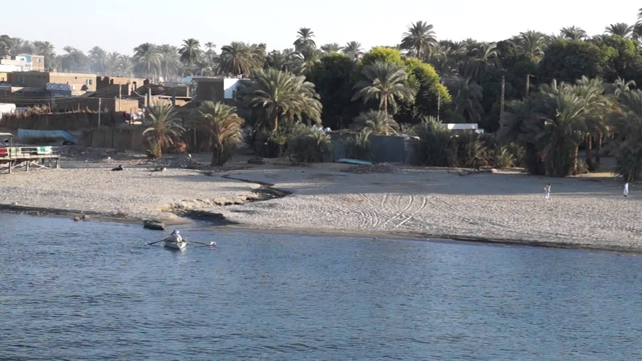 Life along the Nile, Egypt - YouTube
