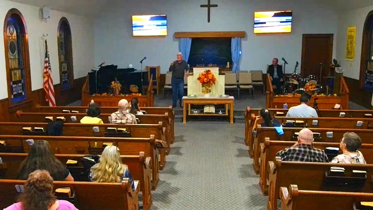 BE STRONG AND COURAGEOUS - YouTube