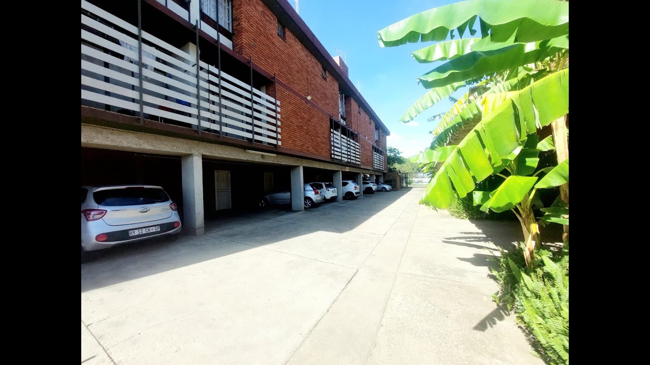 3 Storey Townhouse in Queenswood - YouTube