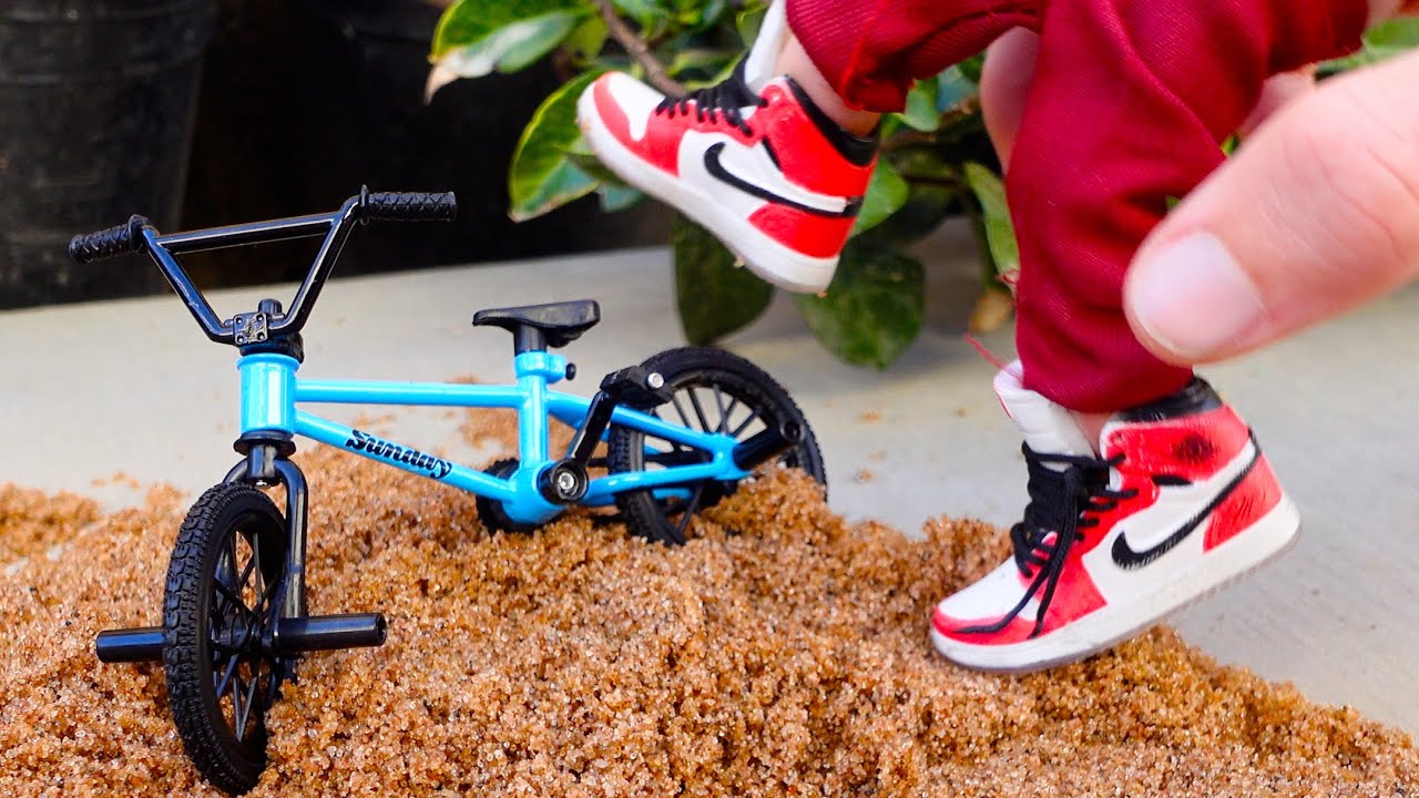 BMX Finger | 3 Sand Ramps | BMX Kinetic Sand | Unboxing BMX Bike | Tech ...