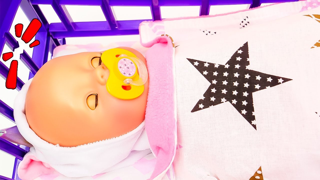 Baby Emily gets ready to sleep and has a comfortable bath with bubbles ...