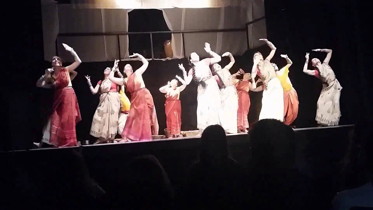 BOLLYWOOD DANCE GREECE - ΧΟΡΟΘΕΑΤΡΙΚΗ ΕΜΦΑΝΙΣΗ ΙΝΔΙΚΟΥ ΧΟΡΟΥ - BARSO RE ...