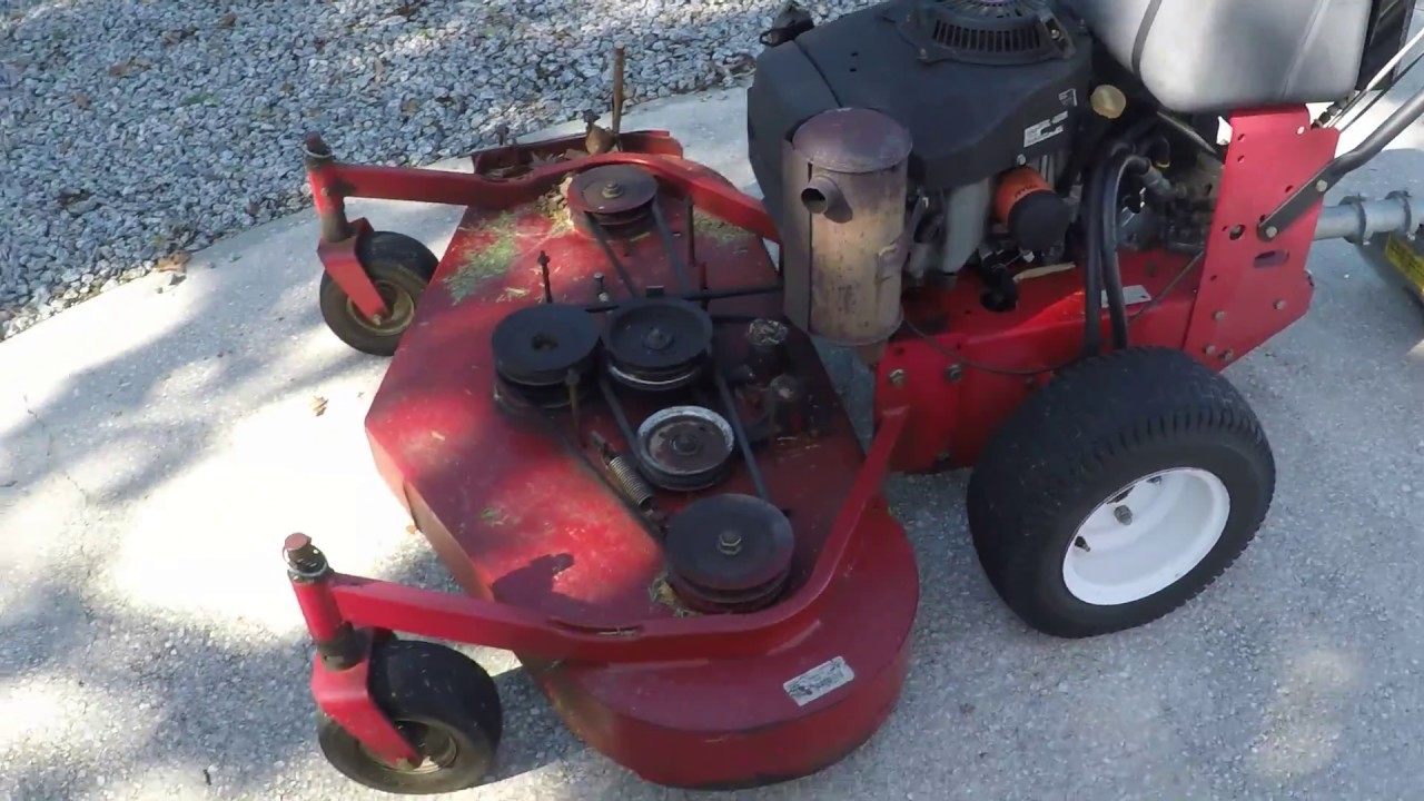 Snapper 48 hydro mowing leaves - Satisfying! - YouTube