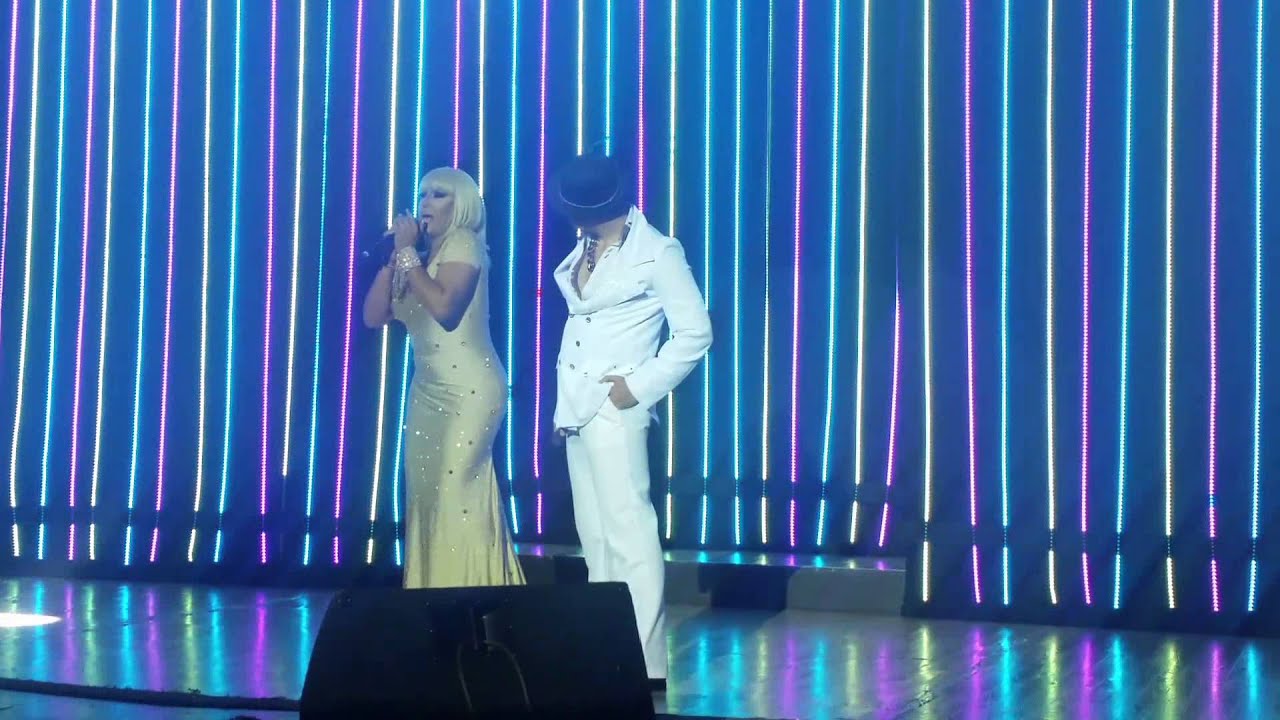 Devanny cardiel y chris garcia divas travesty sho - YouTube