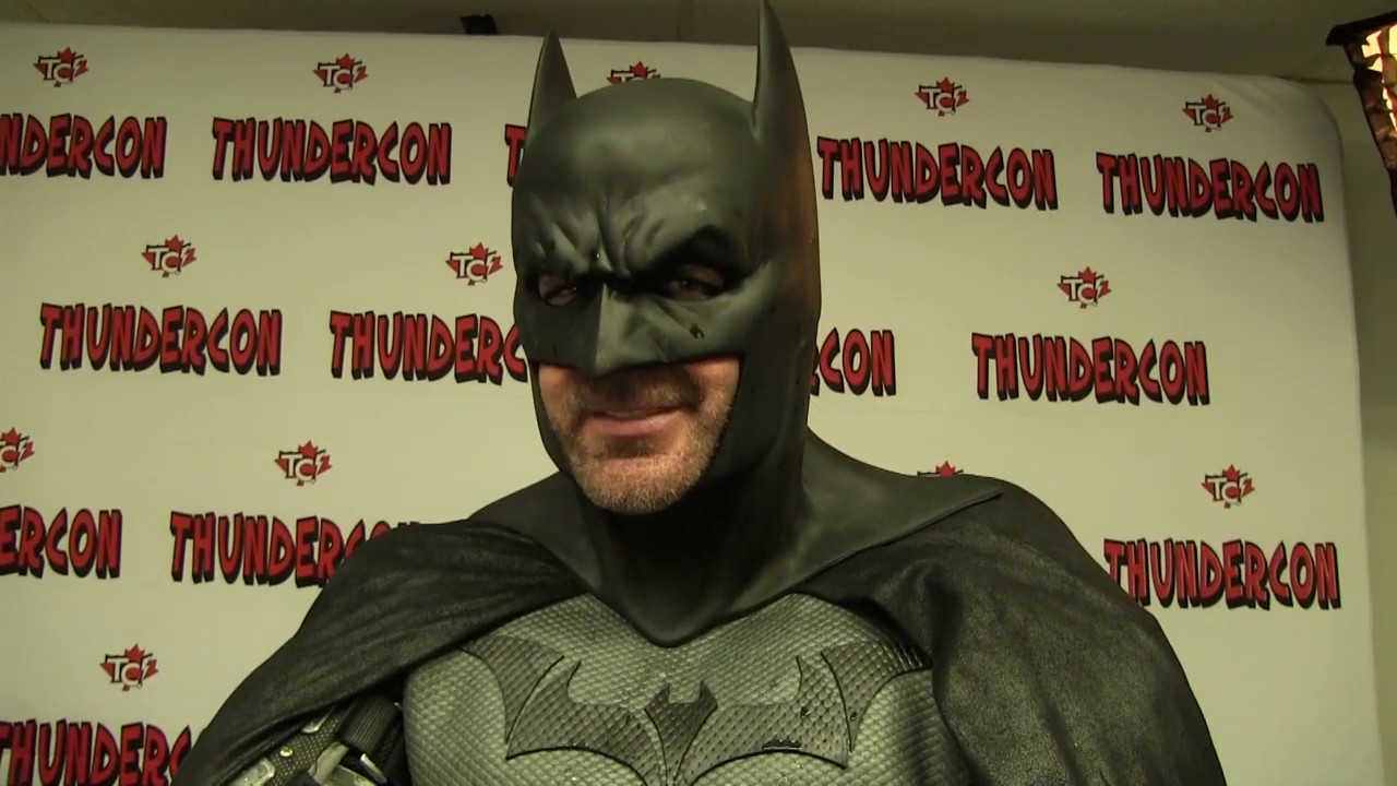ThunderCon 2019: Batman Returns to Bring the Thunder! - YouTube