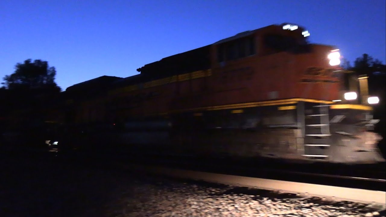 BNSF 8779 leads C-BTMPAM at Gattman, MS 4/23/24 - YouTube