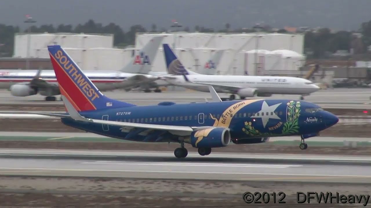 Southwest Airlines "Nevada One" 737-7H4 [N727SW] - YouTube