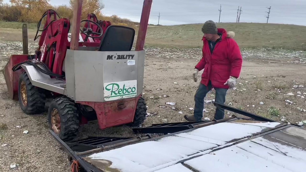 Bringing home the Mobility Dipper Tractor but first to the shop to get ...