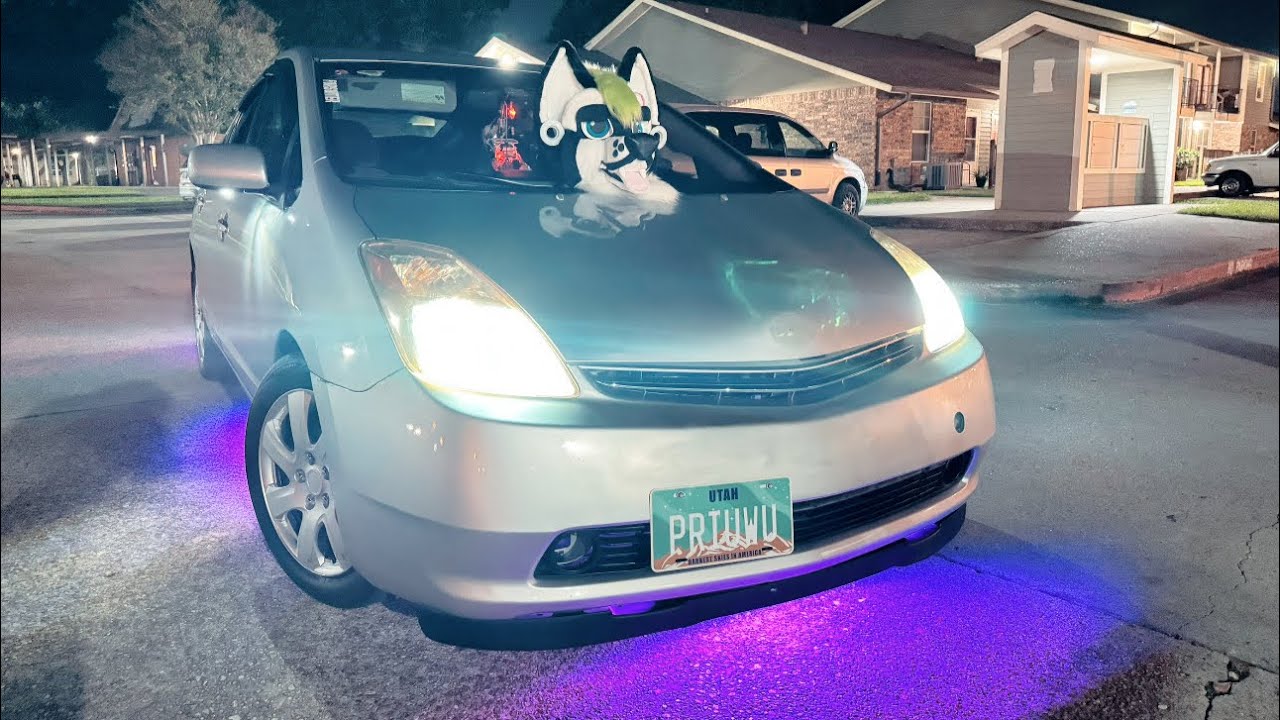 The under glow is back - YouTube