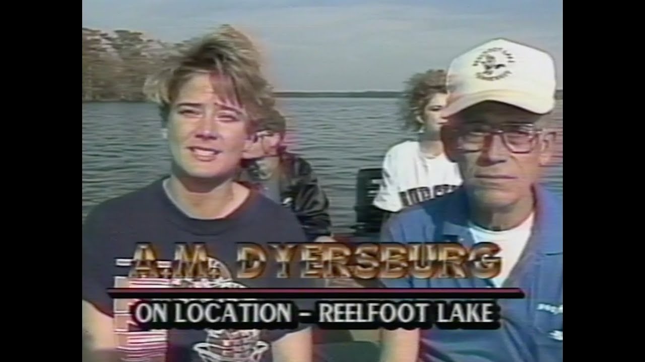 1994 AM DYERSBURG Toss from set by Robin Hogg-Mitchell & Tommy Stafford ...