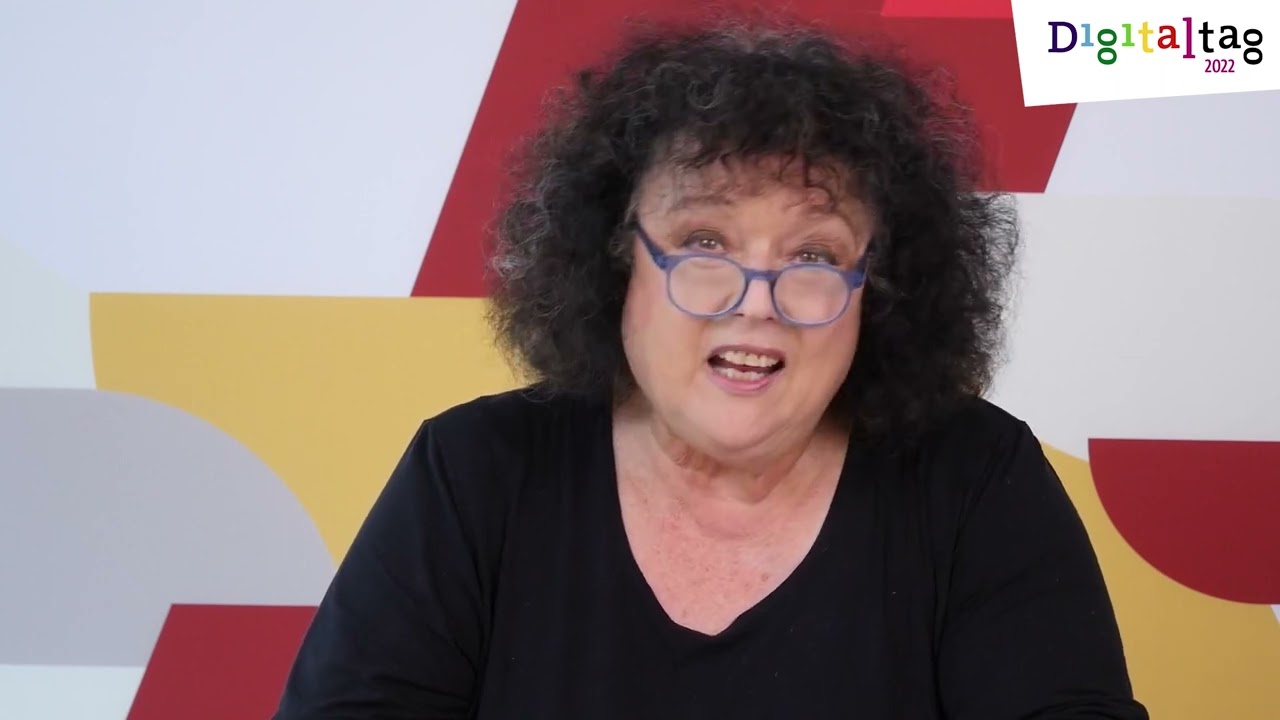 Dr. Regina Görner, Vorsitzende der BAGSO zum Digitaltag 2022 - YouTube
