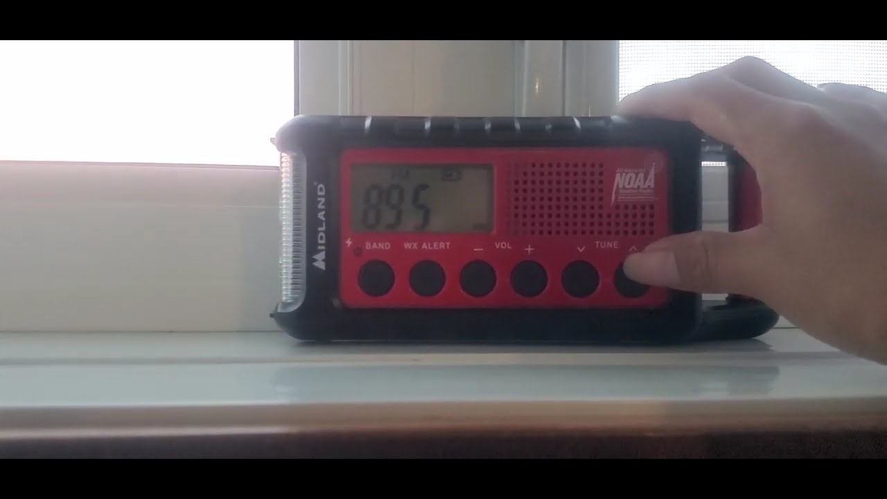 20 minutes of FM SCAN in Brandon MB Canada 🇨🇦 - YouTube