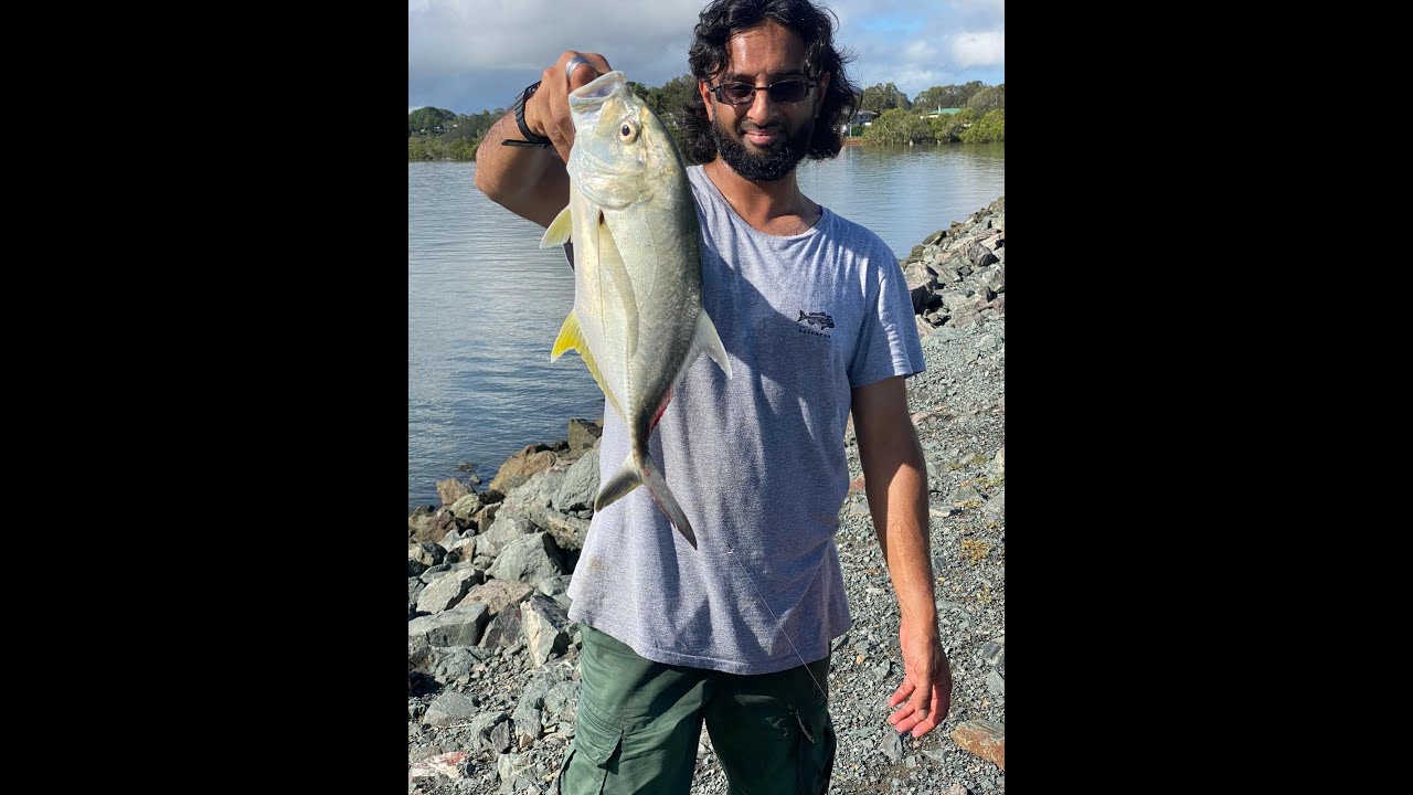 Redland Bay, Brisbane Fishing - YouTube