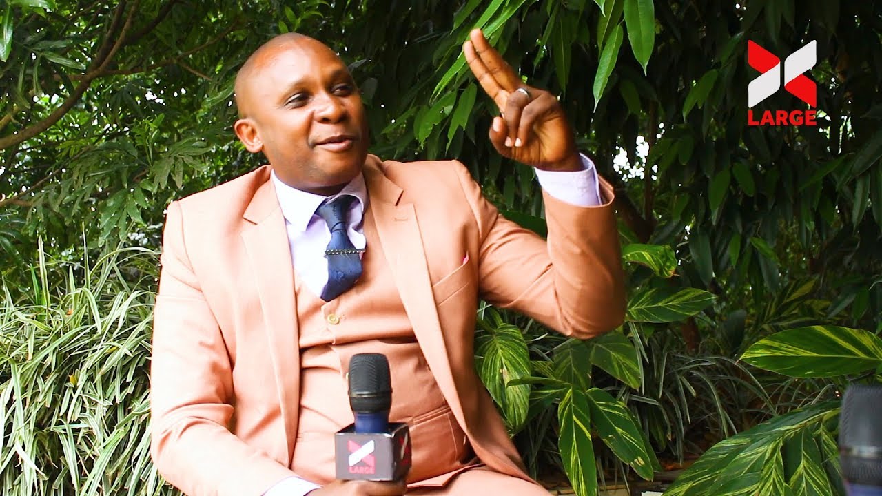 Pastor Theo noneho aratwemeje ngo buriya yemera Bob Marley sana ...