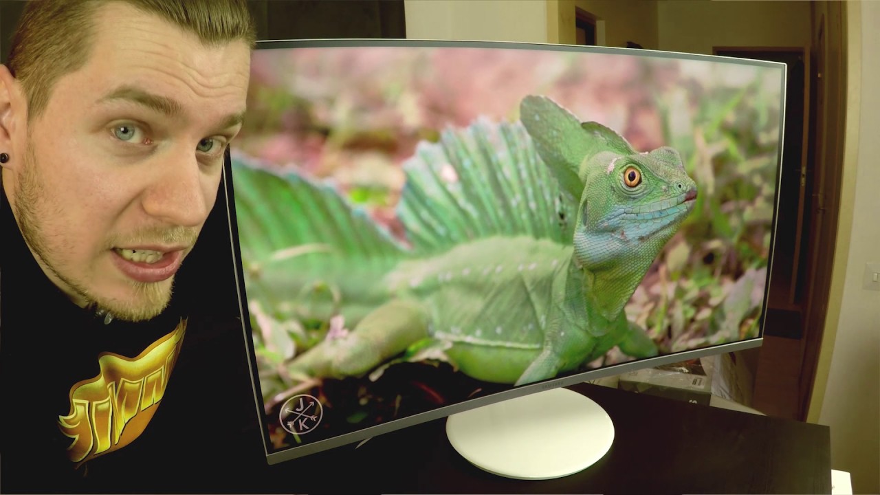 Samsung CH711 31,5" curved quantum dot monitor unboxing - YouTube