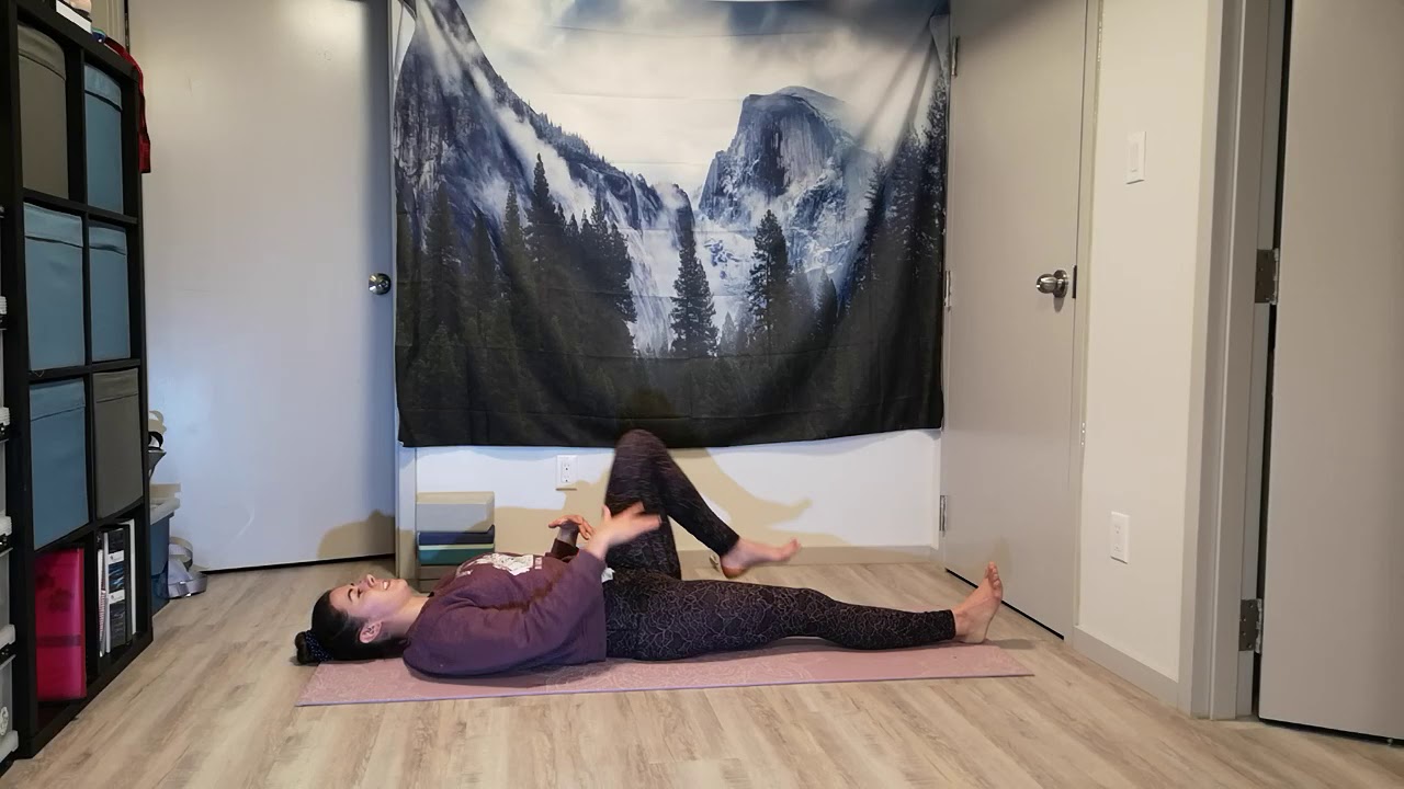 Namaste at Home Yoga - 18 minute Got Your Back - YouTube