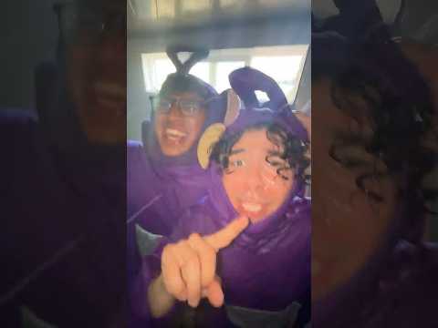 SHE KEEPS ON TEXTING ME? #stephanie