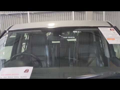 CMB500681 LAND ROVER RANGE ROVER SPORT WINDSCREEN WITH RAIN SENSOR BRACKET