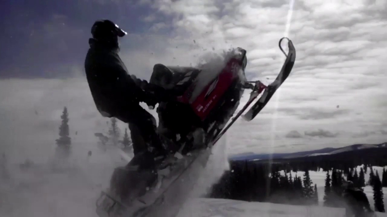 Yamaha Mountain Max 700 (Mostly) Hill Climbing and Powder! - YouTube