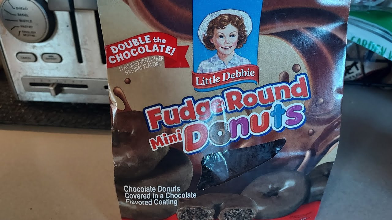 Josh's Snack & Candy Reviews Little Debbie Fudge Rounds Mini Donuts ...