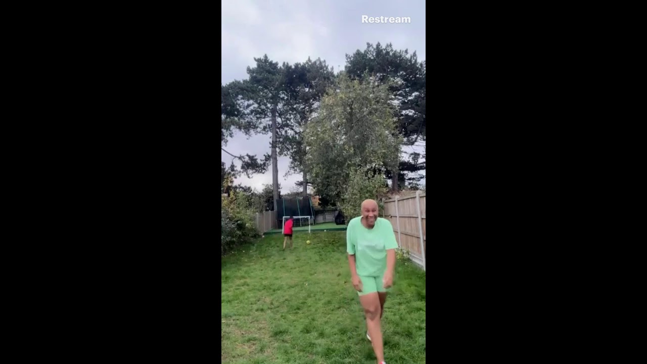 EPIC SOCCER CHALLENGE!!!MUM VS SON - YouTube