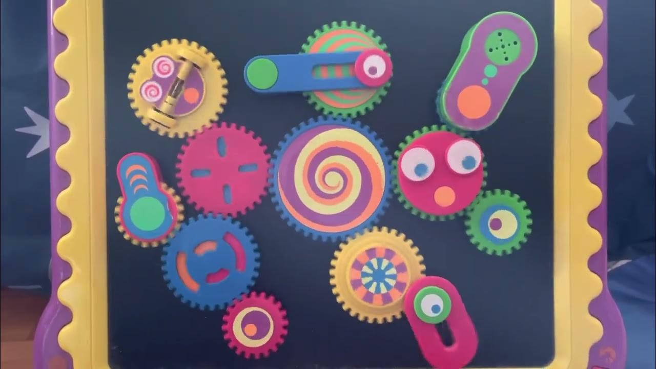 Spinning Tomy gears 41 - YouTube
