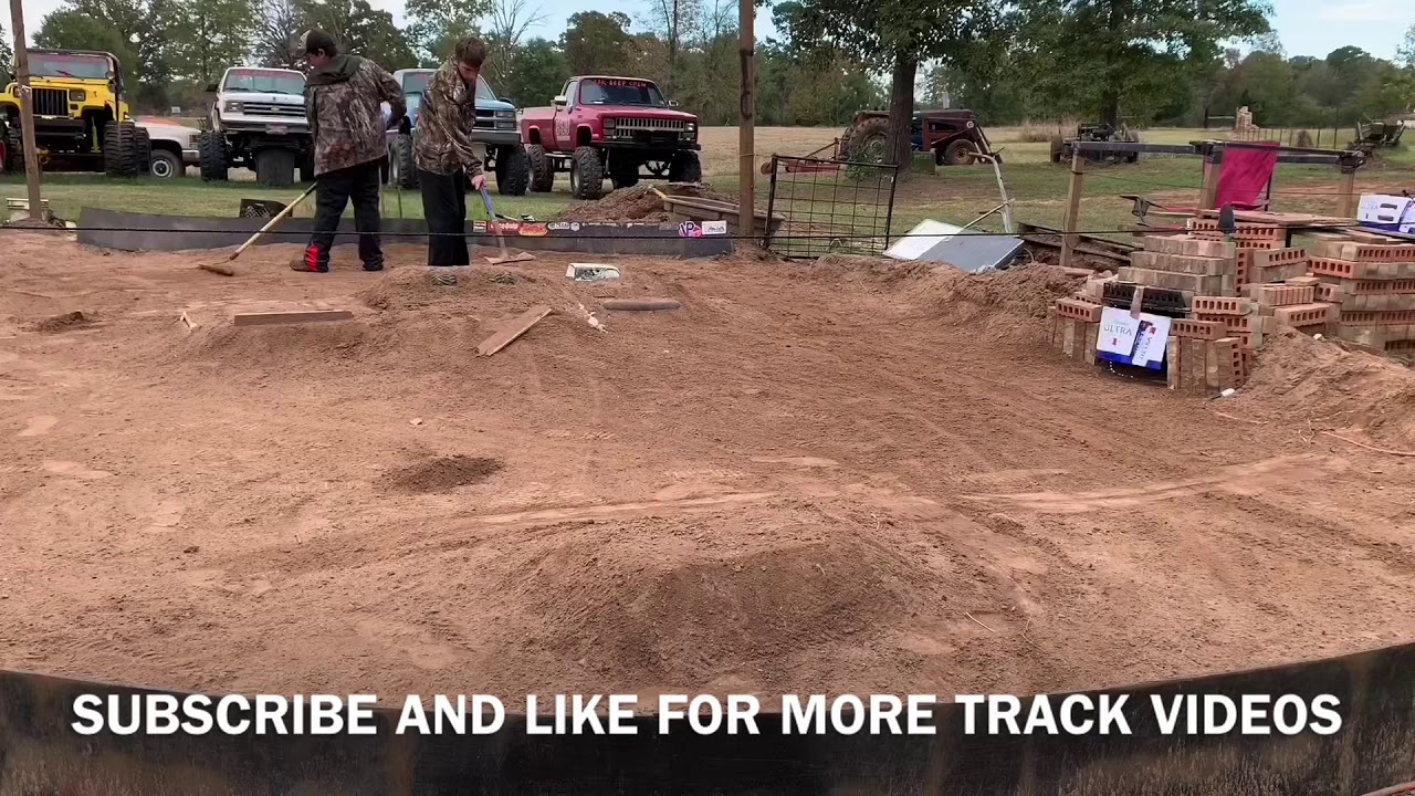 TIME LAPSE RC MONSTER JAM TRACK FIX - YouTube