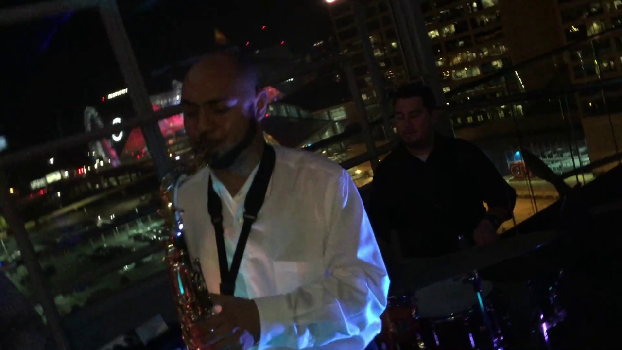 Blue Sky Jazz Band performing at Skylounge - YouTube