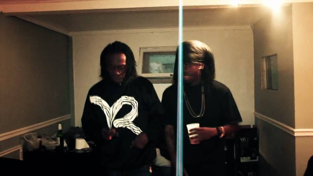 Capsule # 1 - Jack et Kastro (Rap Barbare) - YouTube