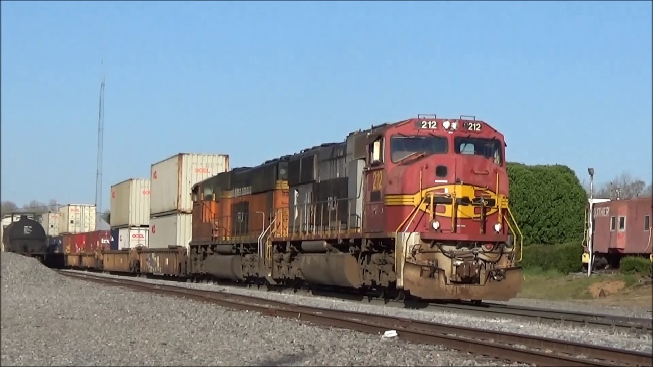PRLX SD75Ms Leading NS 232 on Savannah District 3/22/18 - YouTube