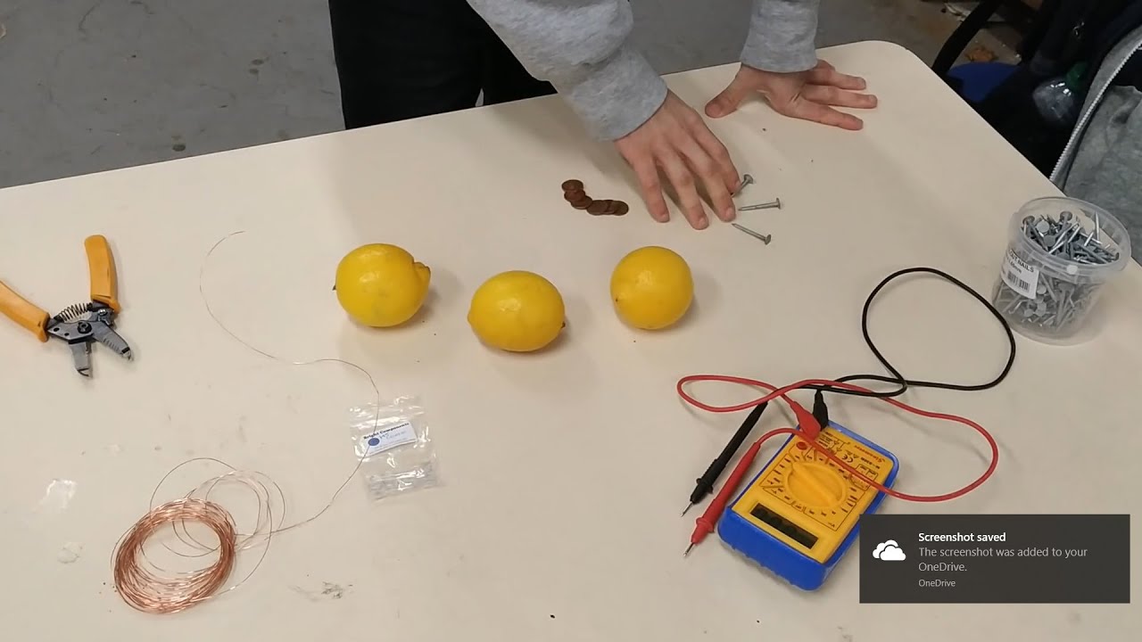 how to make a lemon battery easy - YouTube