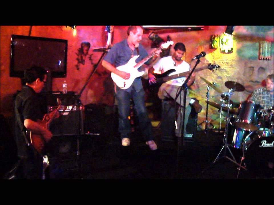 *Alan Yost* & Friends Unrehearsed Jam @ The Island Grill Open Mic LV ...