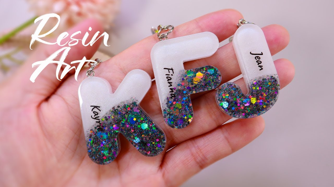 Using Reversed Silicone Mold for Letter Resin Keychain | Making Names ...