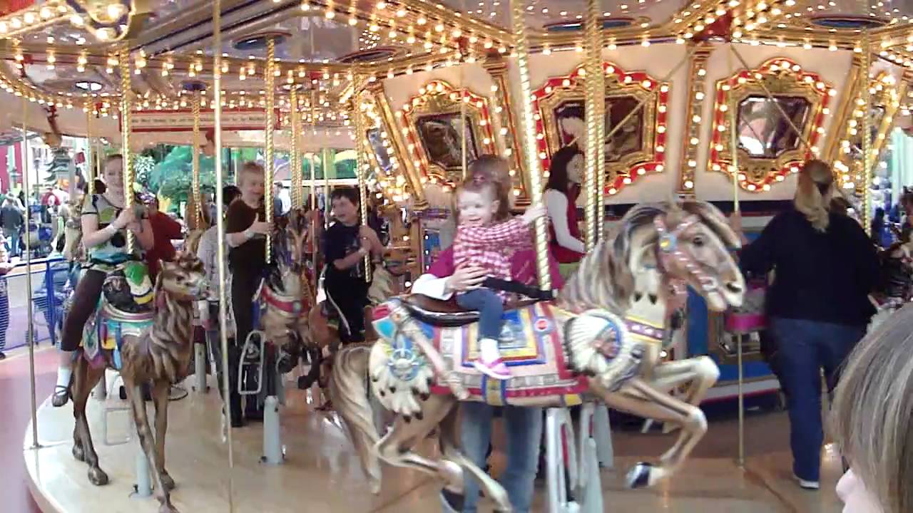MOA Carousel - YouTube