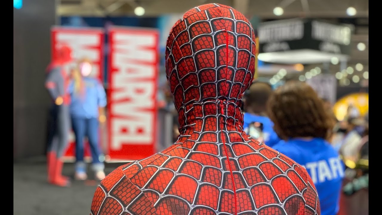 San Diego ComicCon Ninjas & Robots & Turtles, Oh, My!! - YouTube