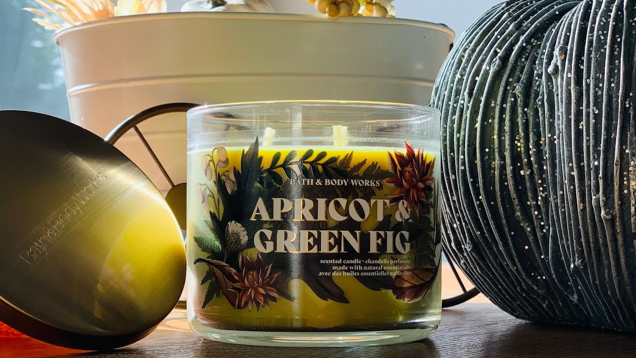 APRICOT & GREEN FIG BATH AND BODY WORKS CANDLE REVIEW #bathandbodyworks #candle - YouTube