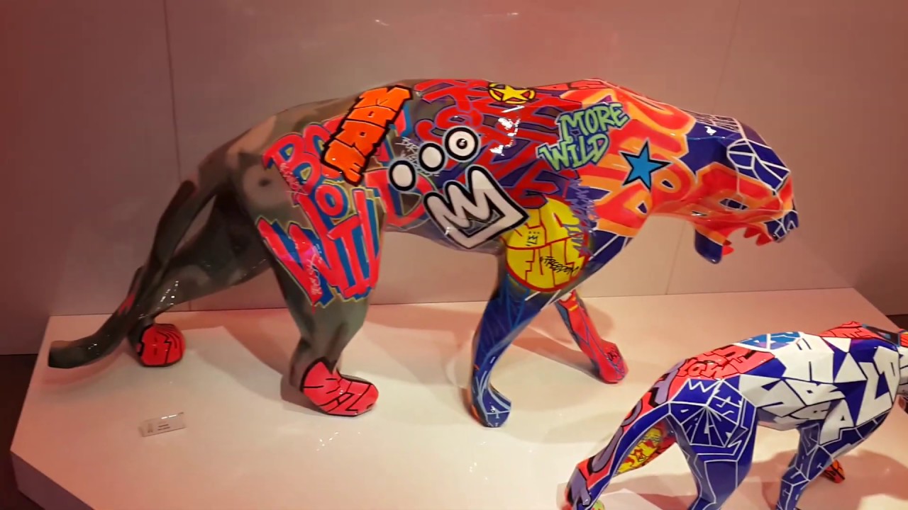 Richard orlinski animal sculptures at London - YouTube