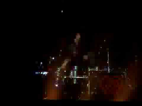 Marilyn Manson jumps on Ginger Fish's Drumkit - YouTube