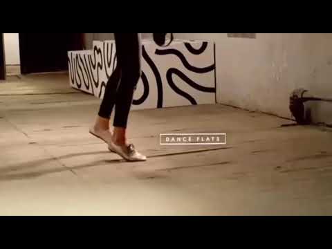 Selena Gomez & The Scene - Outlaw