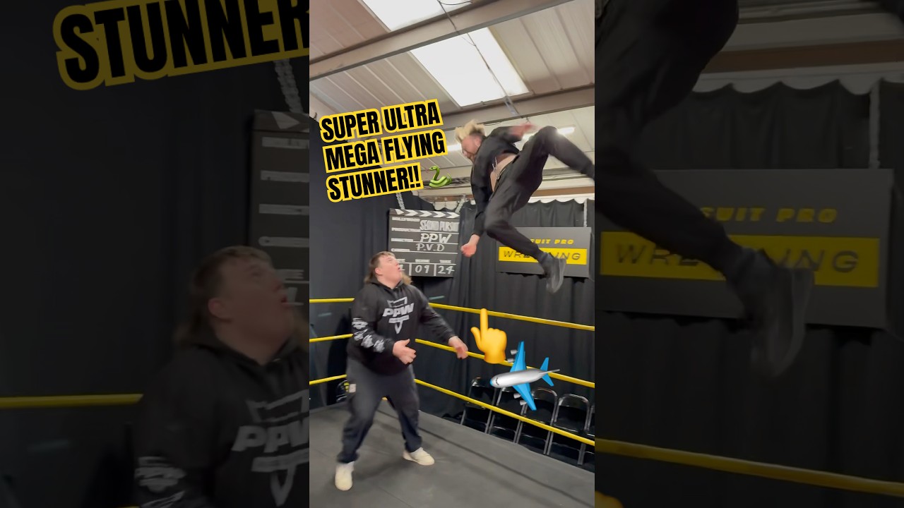 UNBELIEVABLE FLYING MOVE!!😱😱 #80swrestling #tna #wwe #prowrestling #aew ...