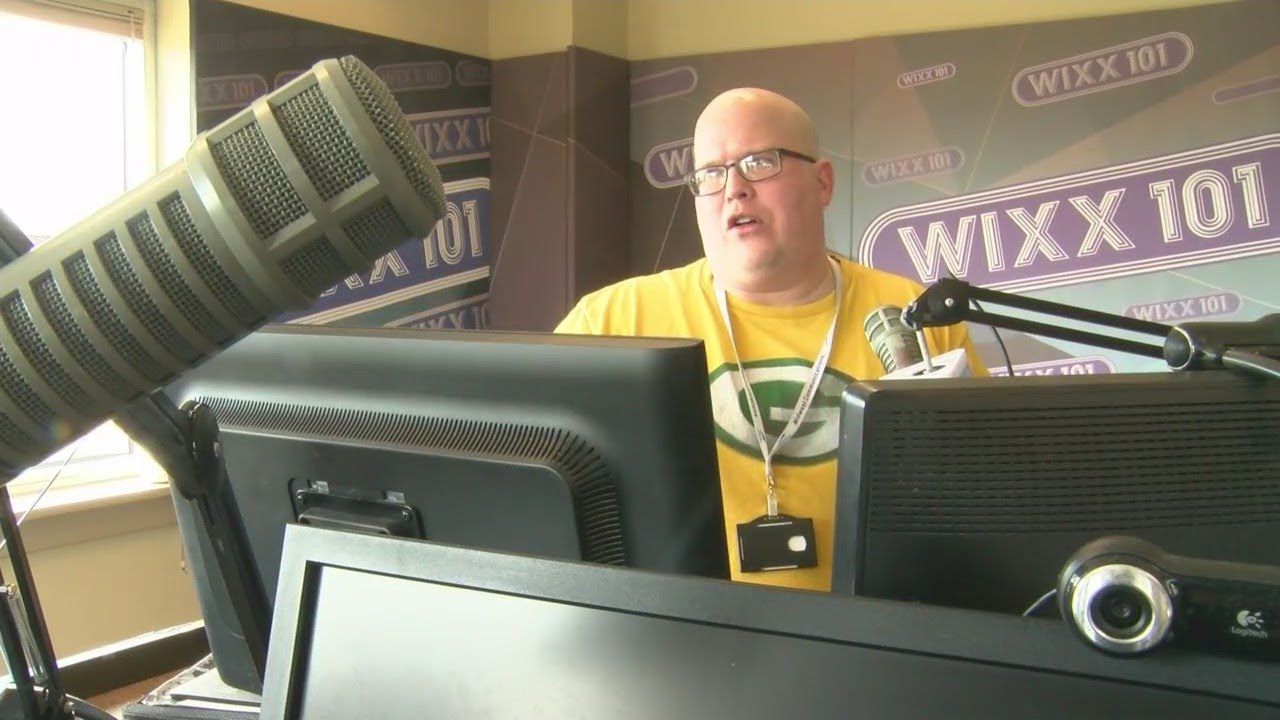 Otis Day, popular radio personality, leaving WIXX 101 - YouTube