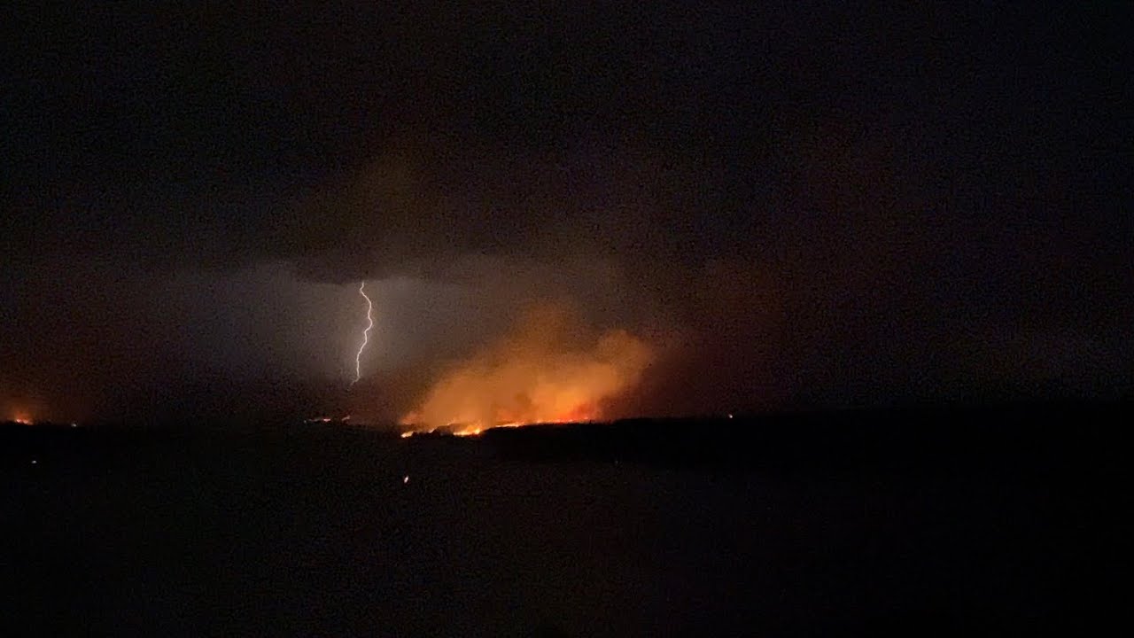 FIRE and LIGHTNING / WILDFIRE at LAKE MEREDITH with LIGHTNING in the ...