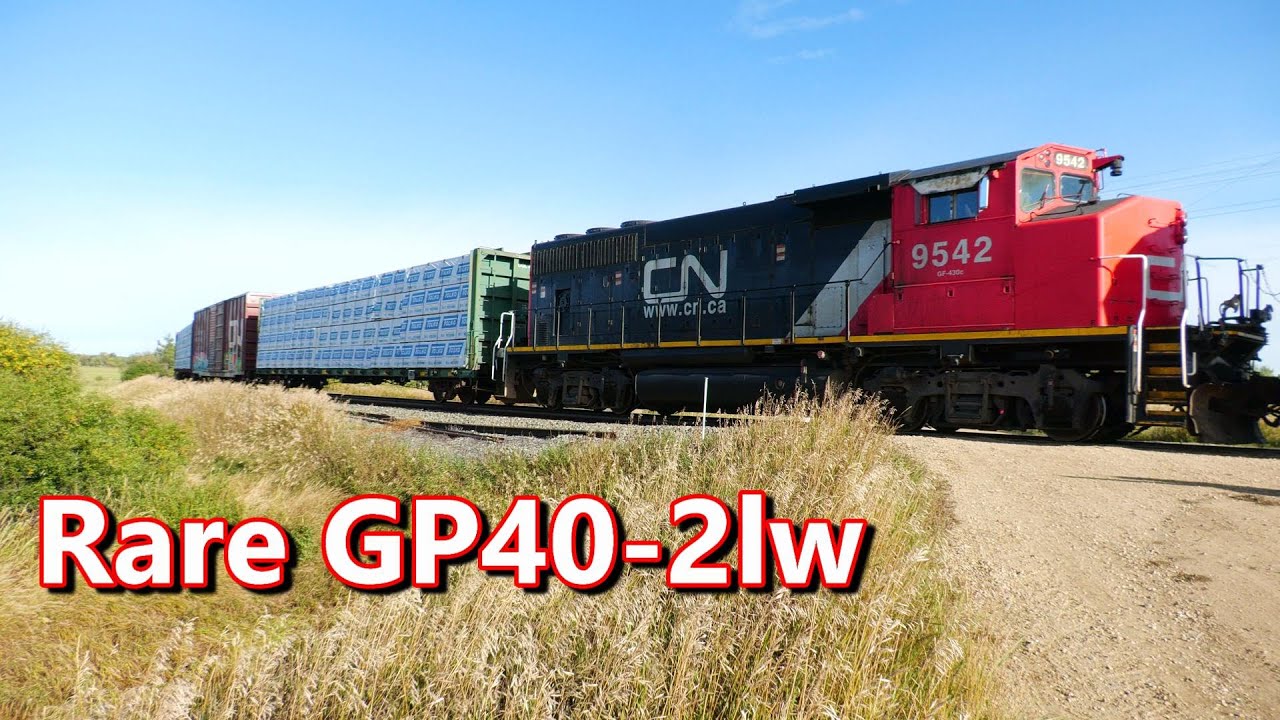 Fall trains and a rare GP40-2lw! part 3 - YouTube