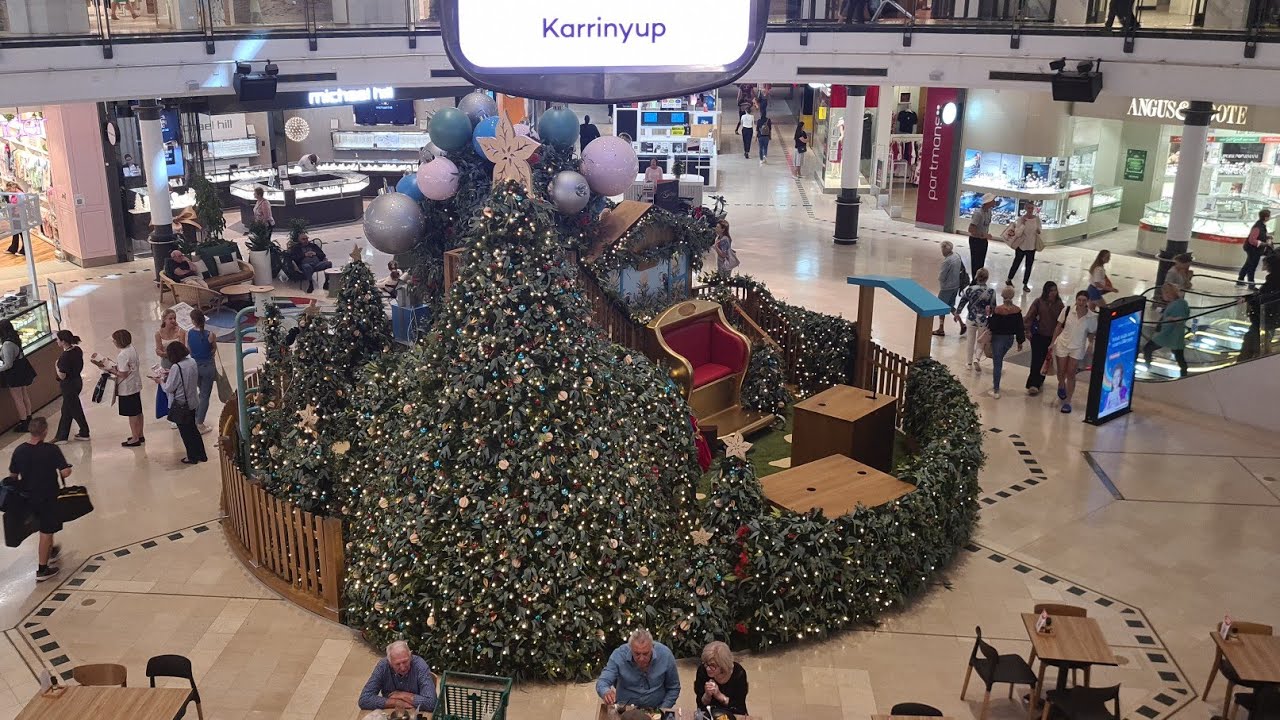 Walking at the shopping mall !! - YouTube