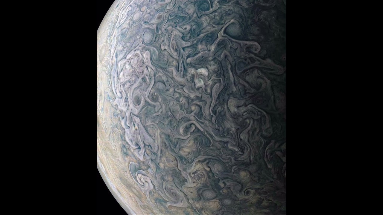 The Clearest Images of Jupiter ever taken!These beautifully real images ...