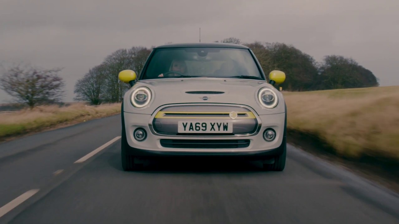 A closer look at the new Mini Electric (2020) - YouTube