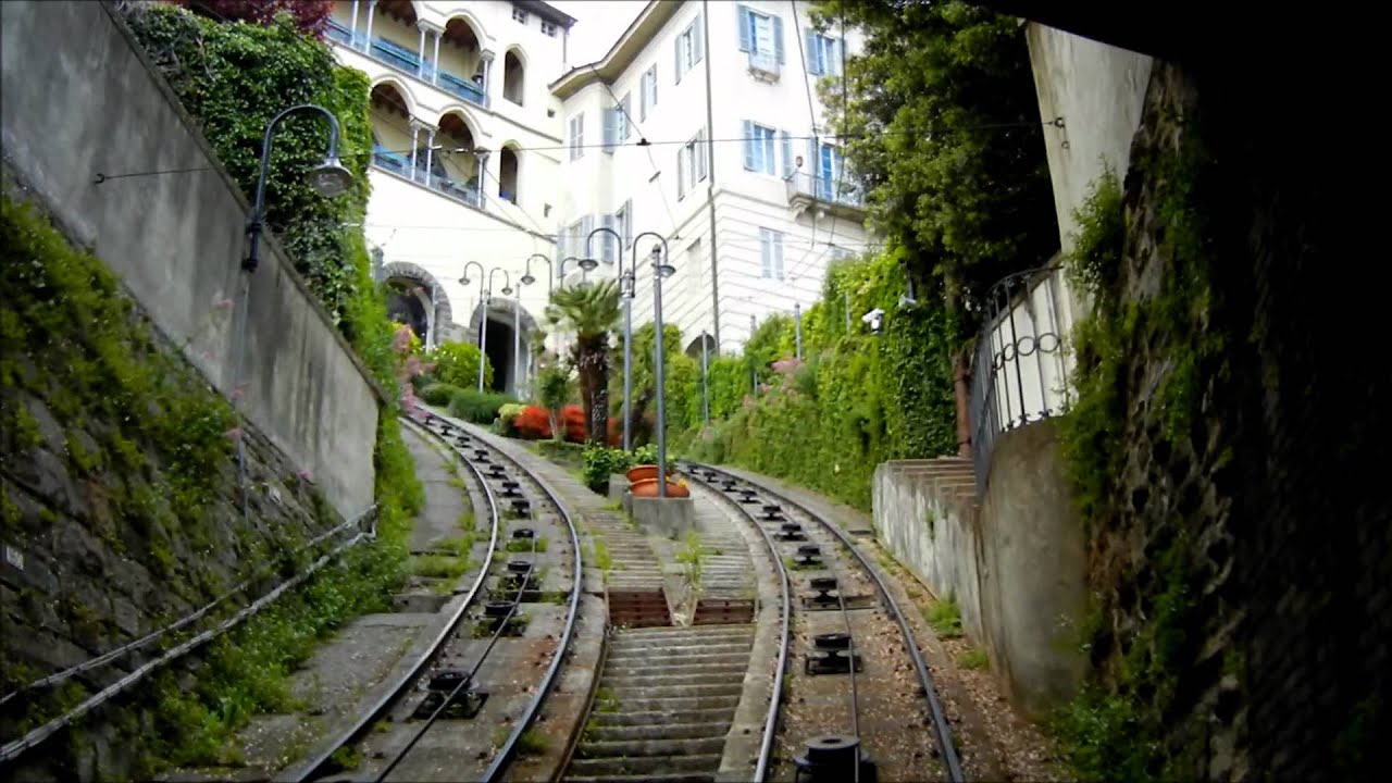 Italy - The Cittá Alta funicular railway in Bergamo - YouTube